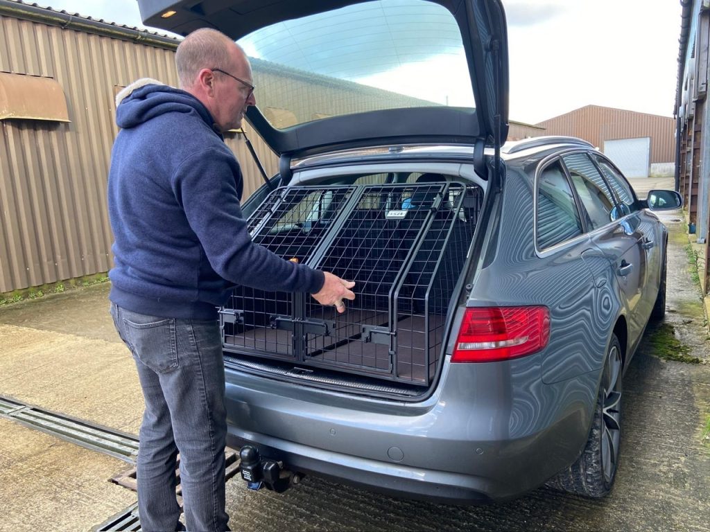 Showcases - Scott K9 Cages